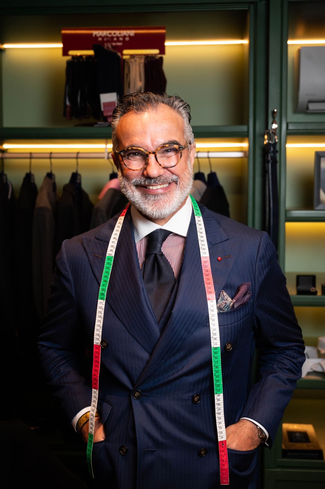 Conheça a arte secular da alfaiataria com Vasco Vasconcellos